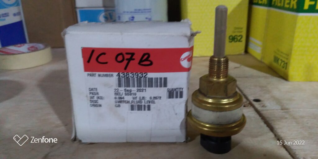 SWICTH FLUID LEVEL, PN. 4383932 CUMMINS - CV Tunas Sumatera Lampung